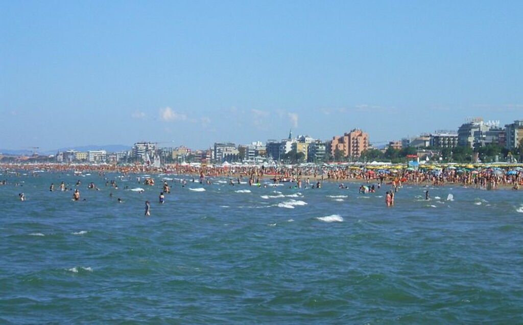 Have A Superb Seaside Experience In Rimini City!