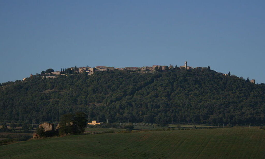 Visitez Montefollonico, une belle ville en Toscane pleine de charme et ...